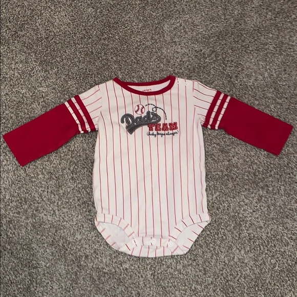 Carter's | One Pieces | Carters 9 Month Onesie | Poshmark